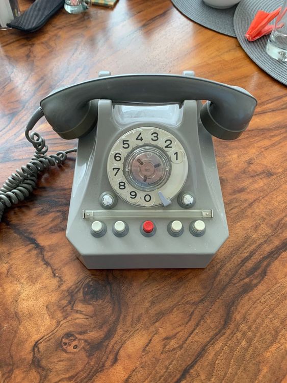 Telefon Model 50 (Gebraucht) in Halten für CHF 50 – mit Lieferung auf ...