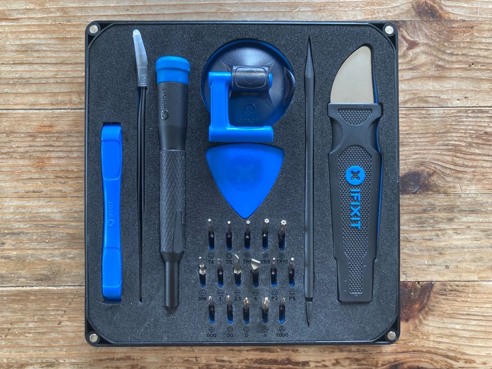 iFixit Essential Electronics Toolkit (Neu (gemäss Beschreibung)) in Zürich für CHF 25 – mit ...