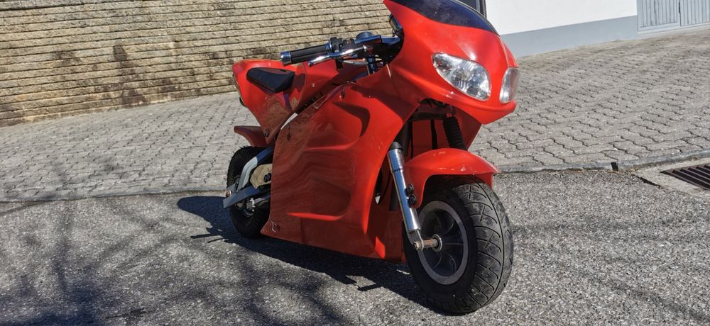 Mini moto Pocket bike ducati (Gebraucht) in Corbières für CHF 100 – nur ...