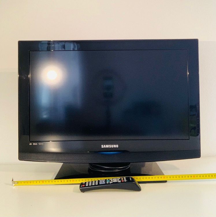 SAMSUNG LCD TV - Modell LE26B350F1W (Neu (gemäss Beschreibung)) in ...