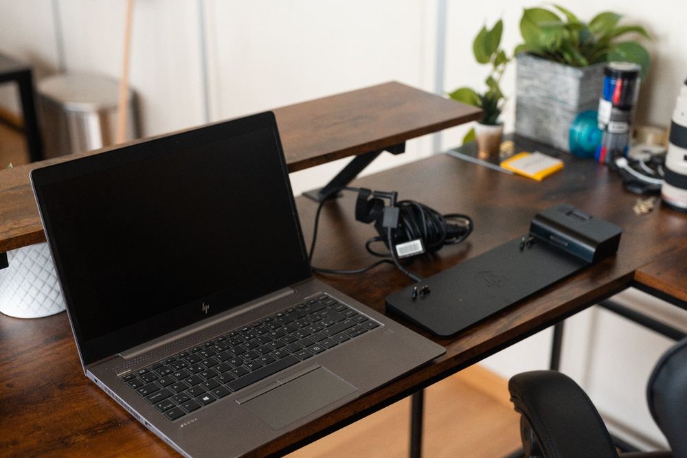 HP Zbook 14u G5 i7-8650U 16GB Ram + Docking Station | Kaufen auf Ricardo