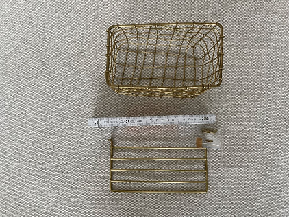 Petite panier et étagère en laiton fog linen work (Neuf (Voir ...