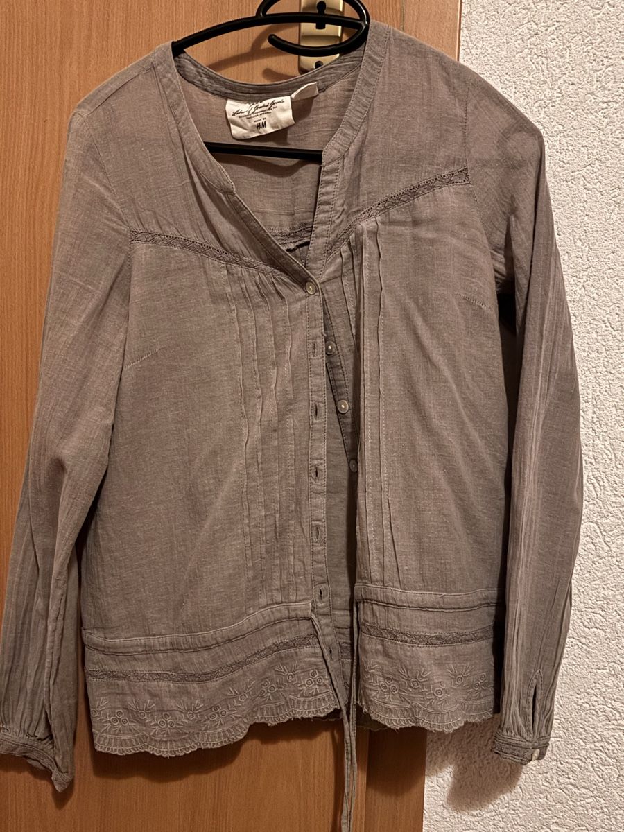 Chemise grise L.O.G.G. H&M, Taille 34 (D'occasion) à La Chaux-de-Fonds ...