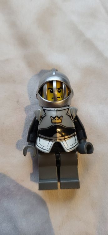 Lego Fantasy Era - Ritter mit Brustplatte und Helm | Kaufen auf Ricardo