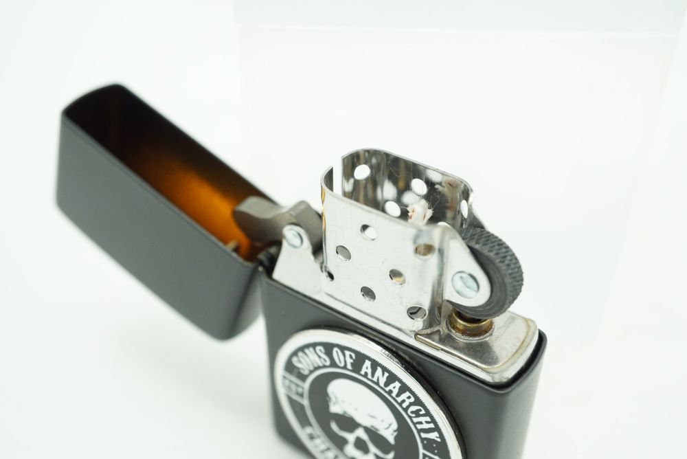 ZIPPO® SONS OF ANARCHY - EMBLEM - 2021 - UNGEZÜNDET | Kaufen auf Ricardo