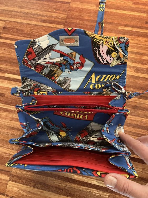 Superman Comic Handtasche Clutch Unikat (Gebraucht) in Winkel für CHF ...