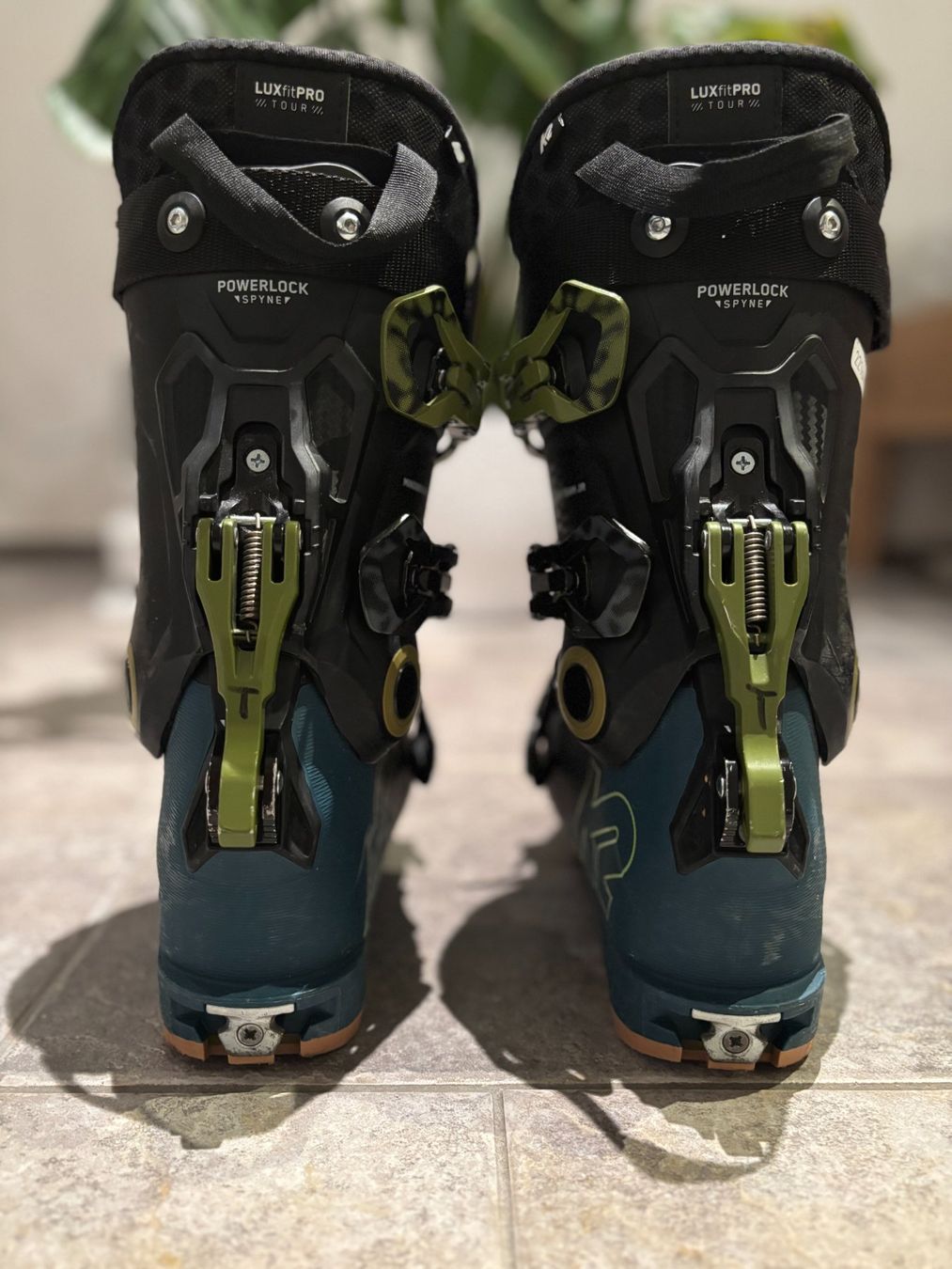 Mindbender Team Jr. // Touren Skischuh //Gr. 22.5, Flex: 90 (Gebraucht ...