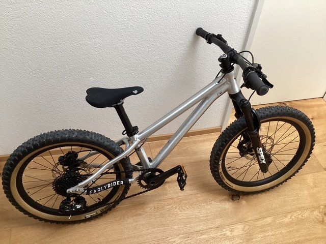 Early Rider Hellion 20" in tollem Zustand (Gebraucht) in Feusisberg für ...