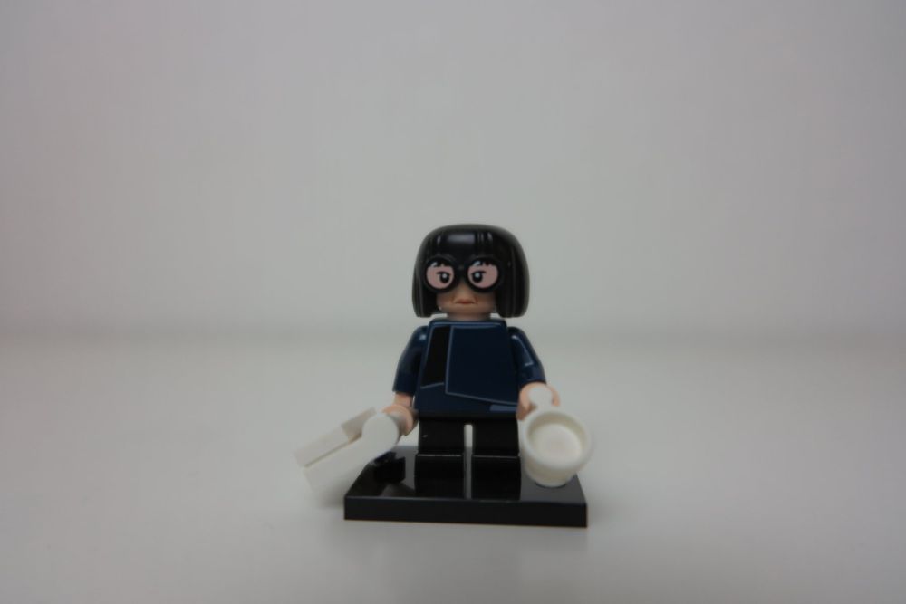 LEGO Minifigur CMF Disney Serie 2 Edna Mode (Neu (gemäss Beschreibung ...