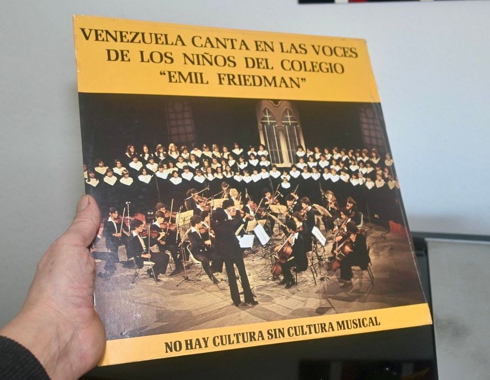 Neu&OVP Agrupación Musical Del Colegio Emil Friedman – Venez (Neu und ...
