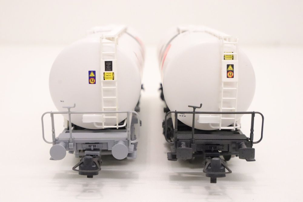 Roco 47381 + 47559 SBB Uacs Zementwagen Holcim, DC H0 (Gebraucht) in ...