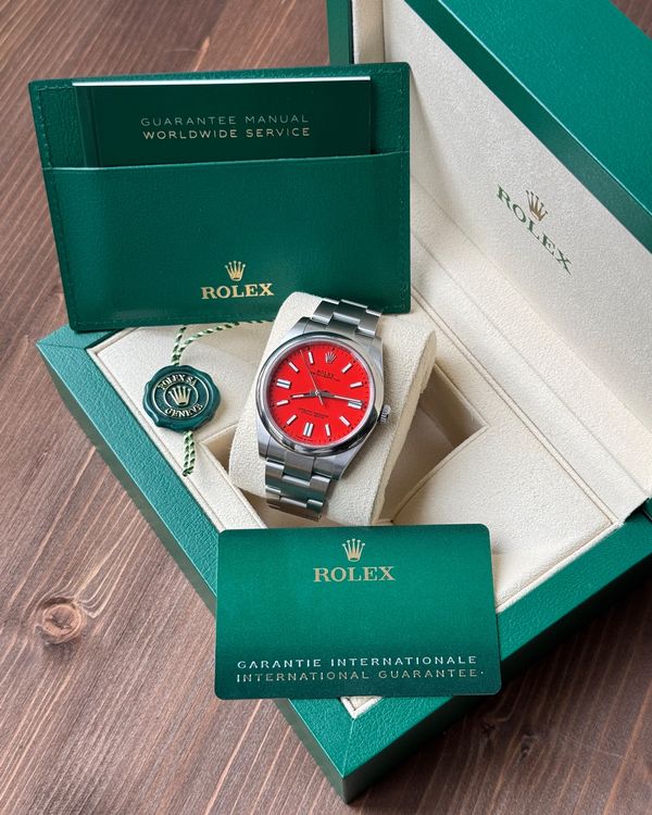 Rolex Oyster Perpetual cadran rouge 41 mm - Neuve | Kaufen auf Ricardo