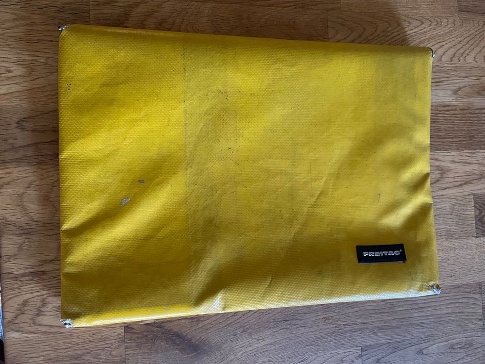 Freitag Laptop Tasche (Gebraucht) in Schönenwerd für CHF 10 – mit ...