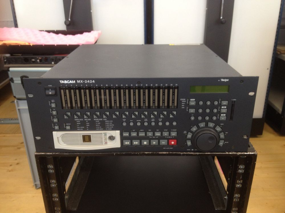 Tascam MX2424 (Gebraucht) in Langnau am Albis für CHF 150 – mit ...