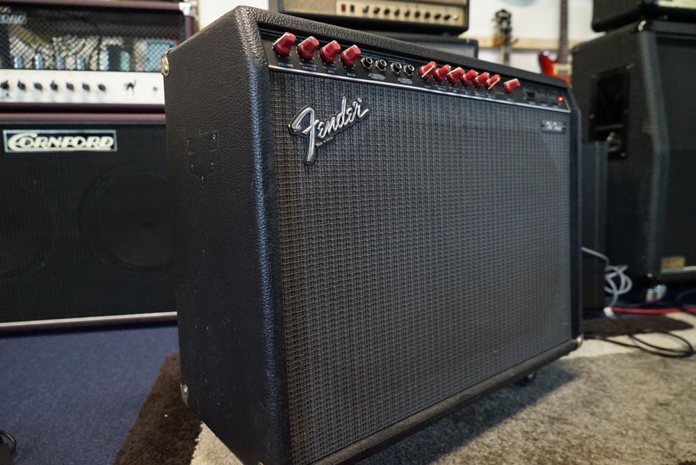 Fender Red Knob 'The Twin' Amplifier Vollröhren Gitarren Amp | Kaufen ...