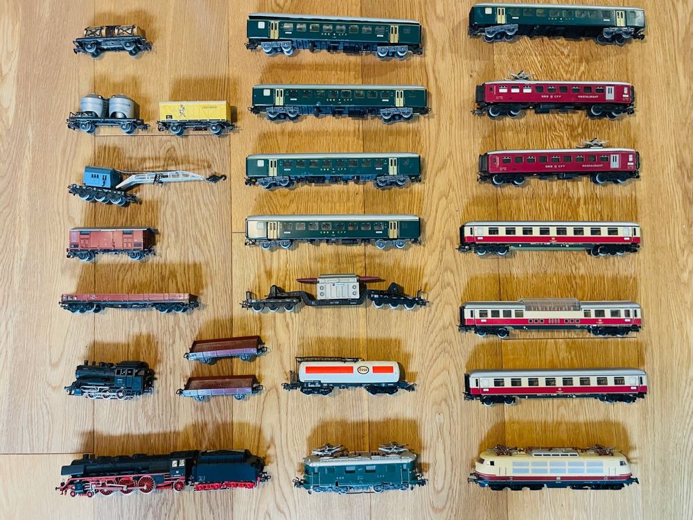 Märklin Modelleisenbahn - Lokomotiven und Wagen HO (Gebraucht) in Muri b Bern für CHF 200 – nur ...