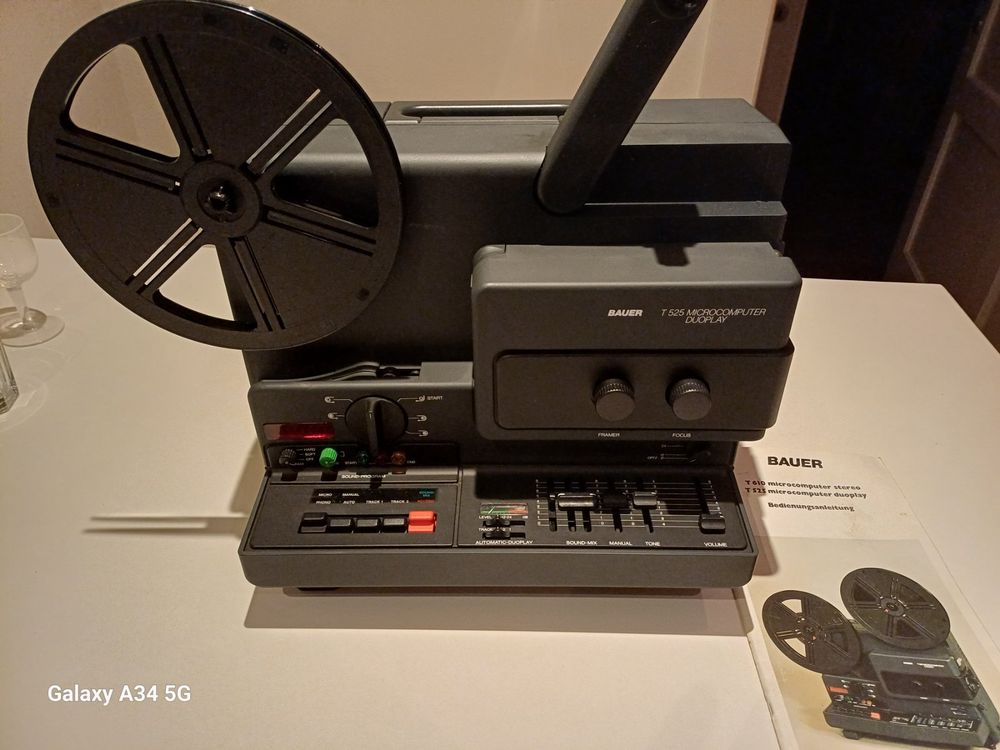 Superbe projecteur Bauer super 8 (Gebraucht) in Bevaix für CHF 120 ...