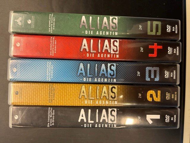 Alias DVD Staffel 1 bis 5 (Gebraucht) in Basel für CHF 1 – mit ...