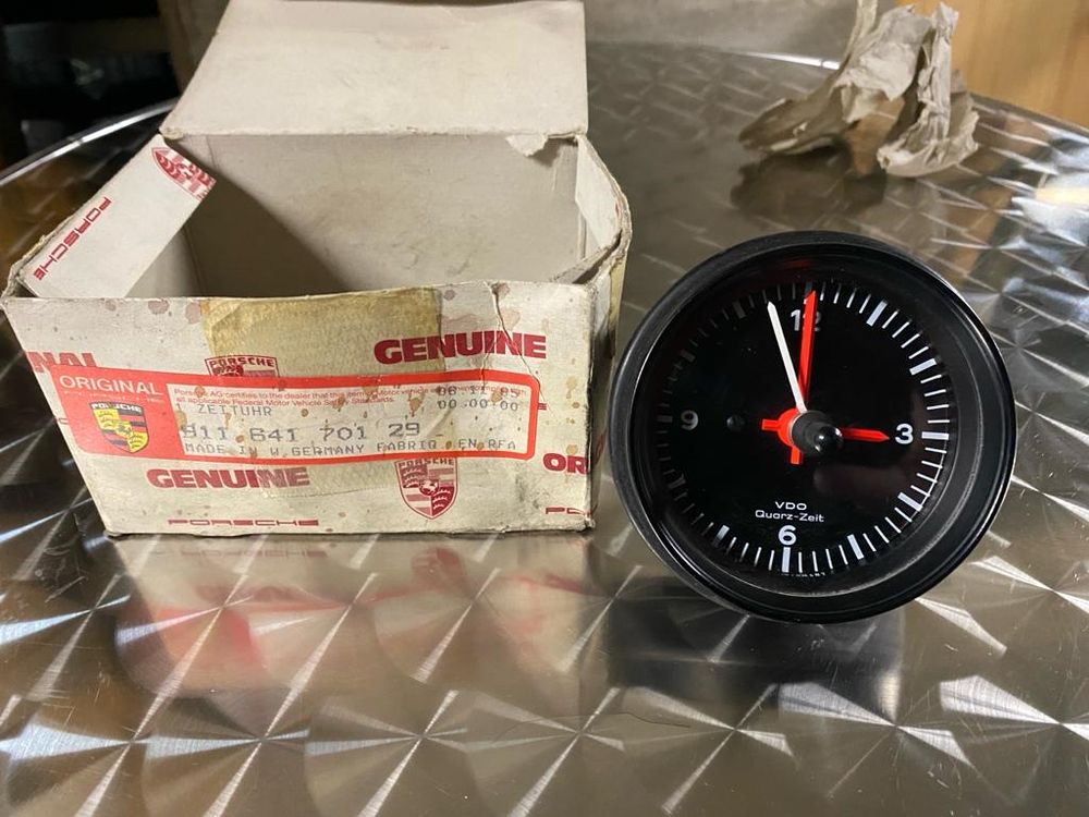 Porsche 911/930 Clock 911.641.701 29 | Kaufen auf Ricardo