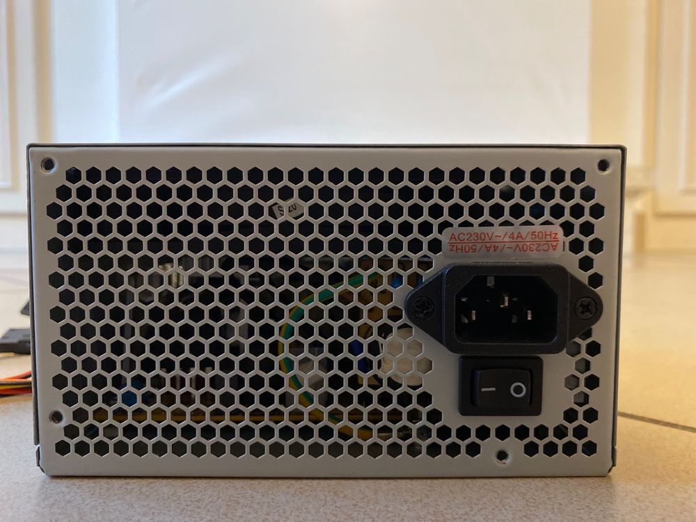 LC-Power Office Series - LC500H-12 V2.2 (Gebraucht) in Thônex für CHF 1 ...