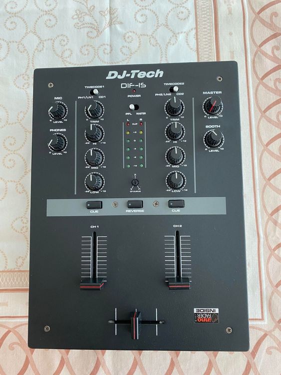 Dj Set 1 x DJ-Tech DIF-1S Mixer, 2 x Pioneer Cdj 400 (Gebraucht) in Zug ...