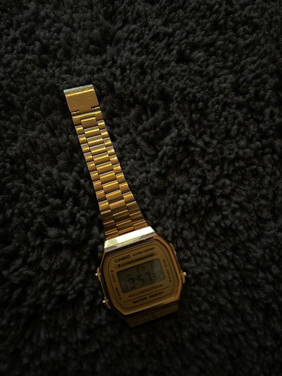Casio Vintage Uhr Gold (Gebraucht) in Biel/Bienne für CHF 40 – mit Lieferung auf Ricardo kaufen