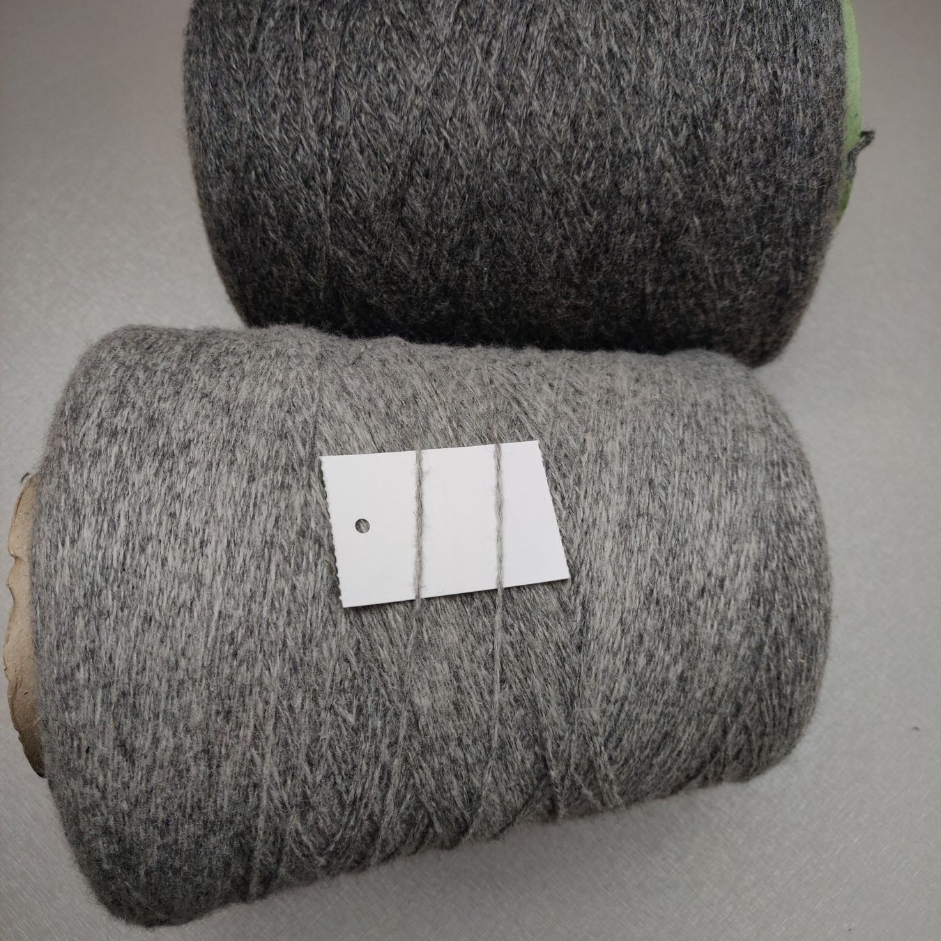 Kaschmir Garn 100% Loro Piana Coarsehair 490g nube / grau (Neu (gemäss ...