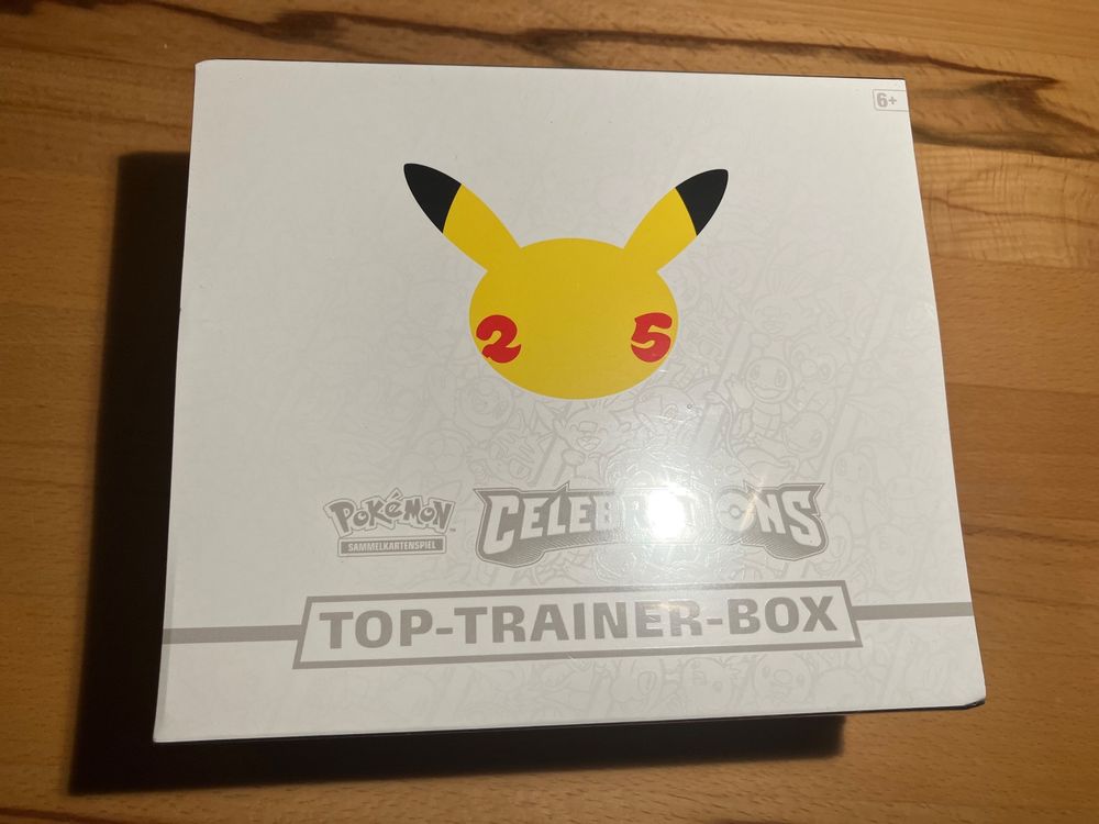 Pokemon Celebrations Top Trainer Box DE neu und OVP ab 1.-!! | Kaufen ...