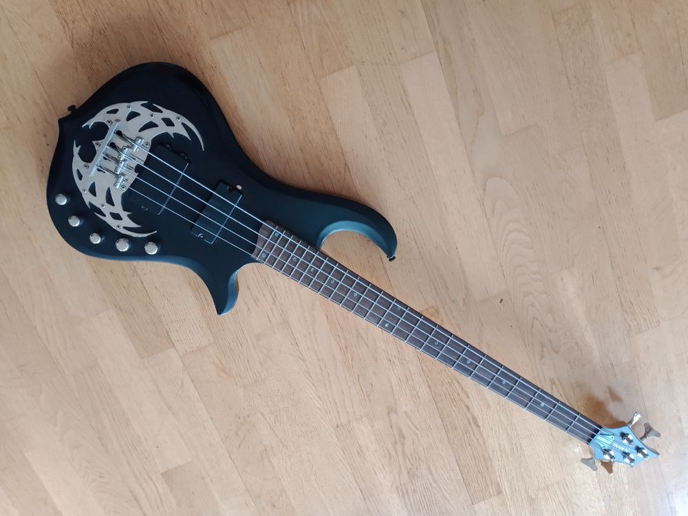 Traben Bass Gitarre array 4 (Gebraucht) in Dübendorf für CHF 131 – nur ...
