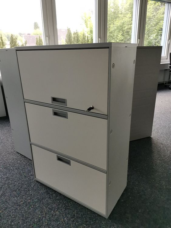 Lista Büromöbel, Aktenschrank, Lista Office Qub, Modulmöbel (Gebraucht ...