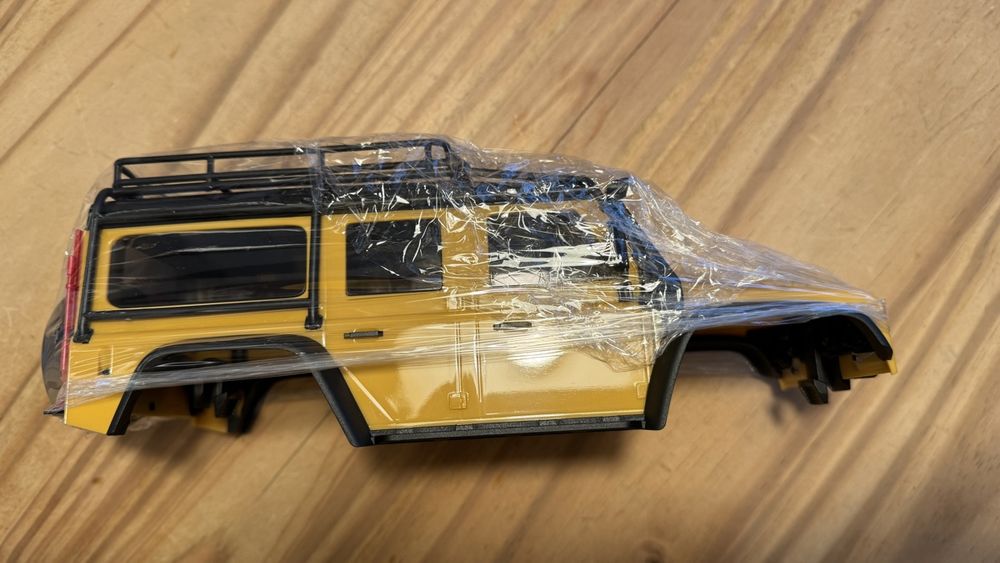 TRAXXAS 9712T Body Land Rover Defender Tan TRX4-M Komplett (Neu (gemäss ...