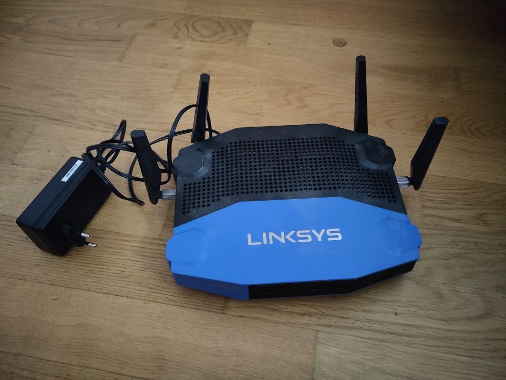 Router: Linksys WRT1900ACS mit Netzteil (Gebraucht) in für CHF 29 – mit ...