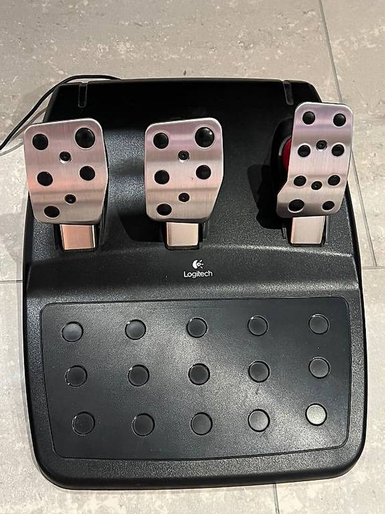 Logitech G27 Racing Wheel+Pedali+Cambio (Usato) a Davesco-Soragno per ...