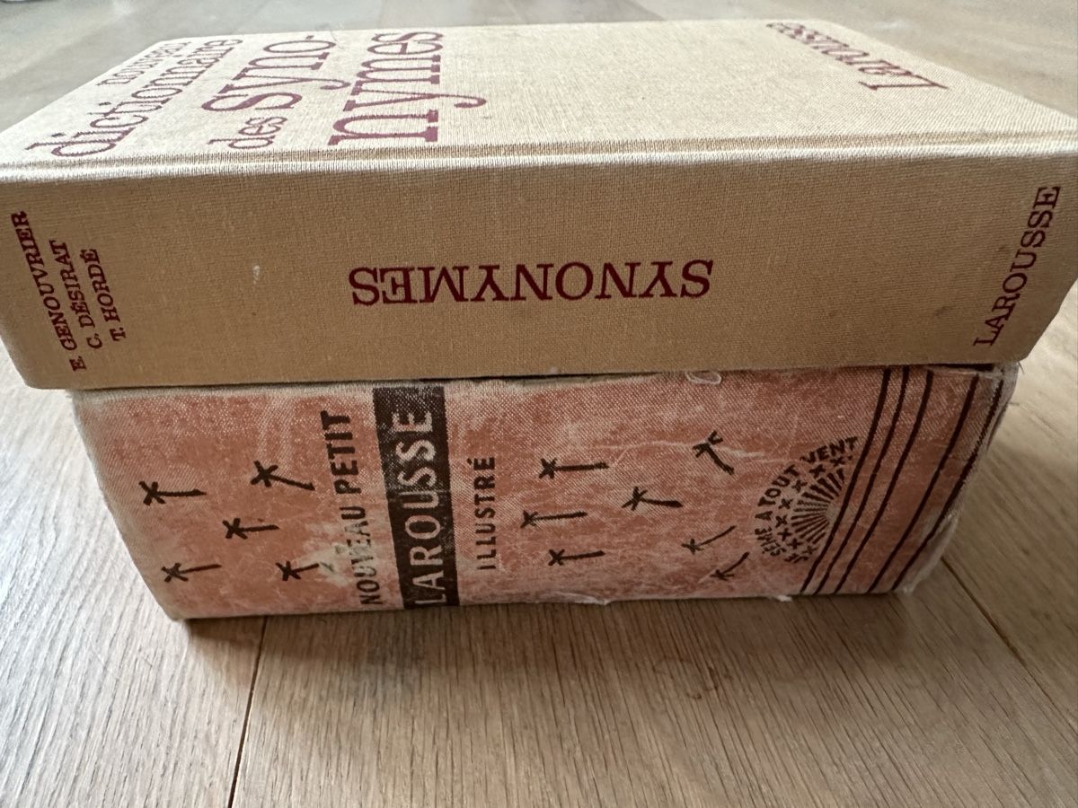Dictionnaire Larousse: Synonymes + illustré 1977/1945 (D'occasion) à ...
