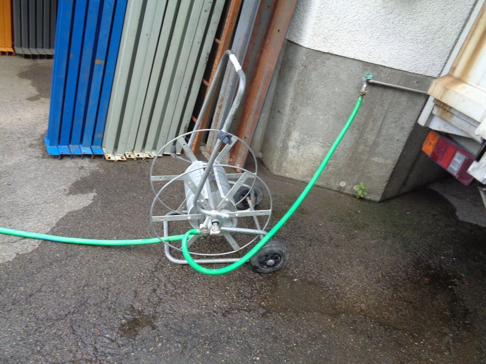 Schlauchaufroller mit kompl. 50 Meter Schlauch, gut erhalten (Gebraucht ...