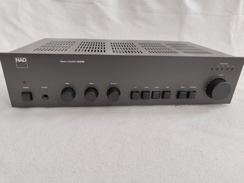 Amplificateur STEREO NAD modèle 3020B | Kaufen auf Ricardo