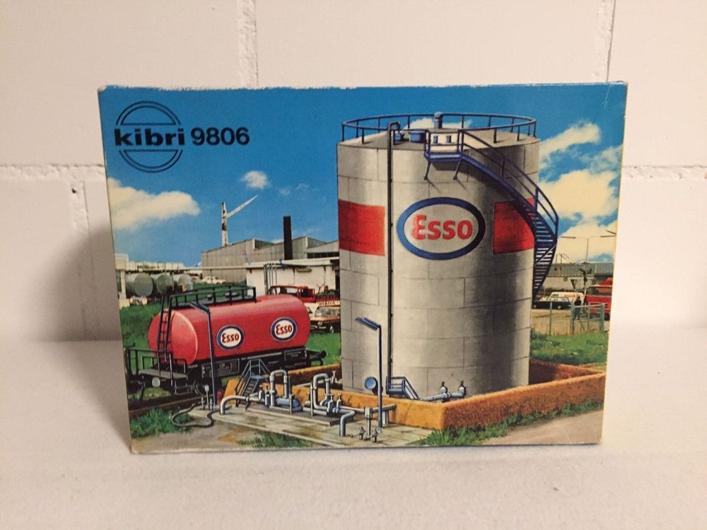 NEU: H0 Kibri 9806 Esso Tanklager (Neu (gemäss Beschreibung)) in ...