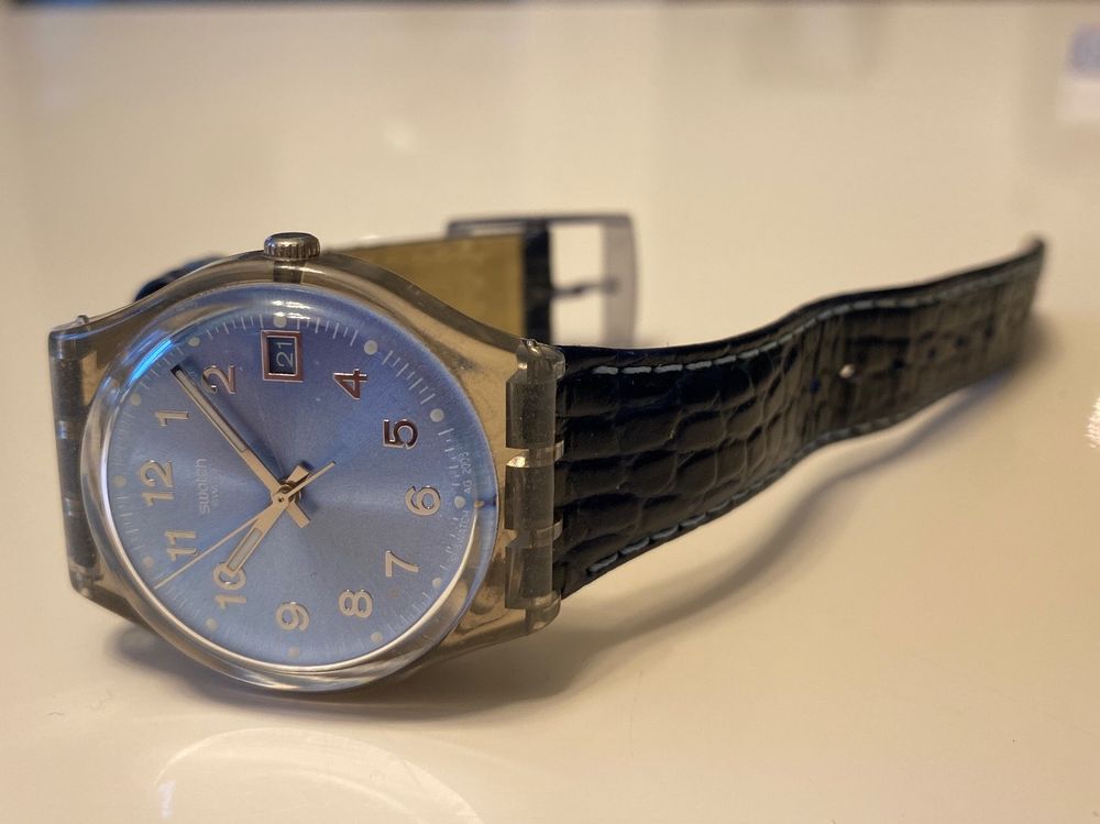 Swatch Blue Choco Uhr mit Datum, Durchmesser 34mm | Kaufen auf Ricardo