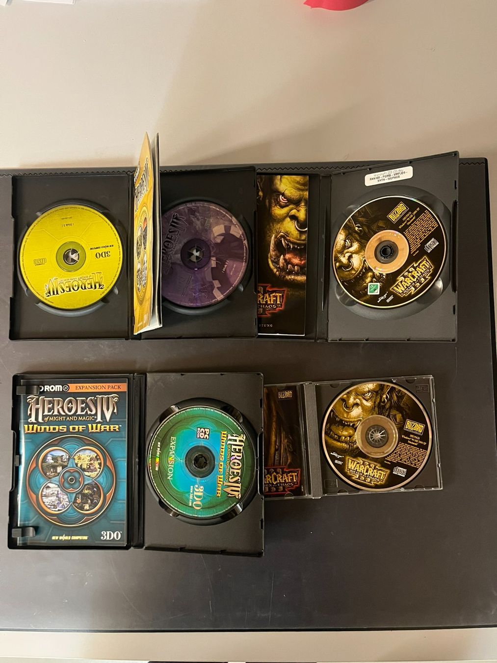 Heroes of Might & Magic IV + Warcraft III PC Games. (Gebraucht) in Bern ...