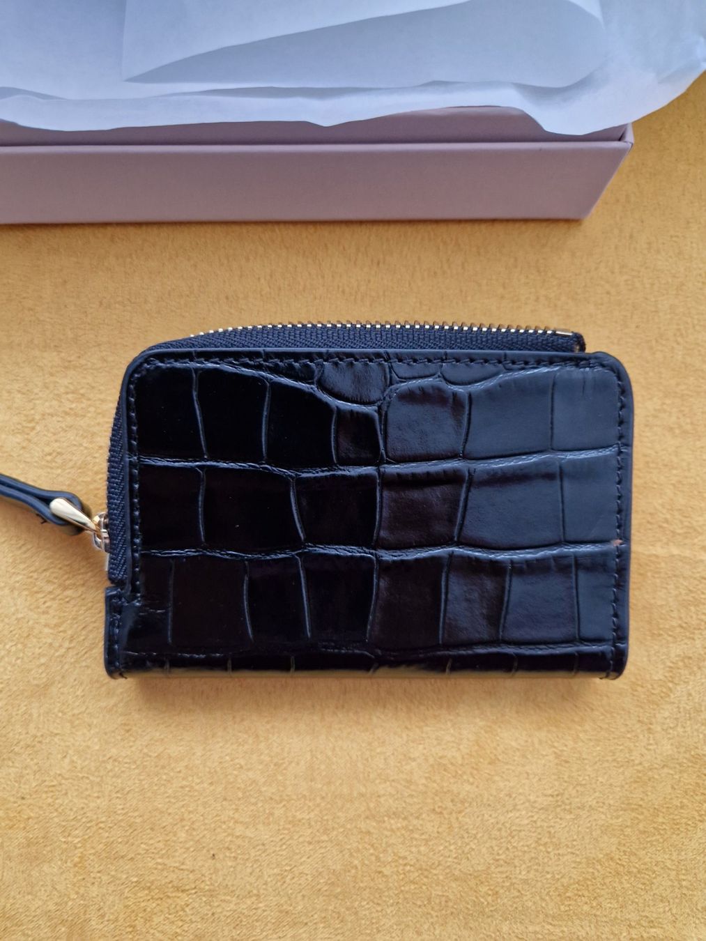 Élégant porte-monnaie Coccinelle noir, état, comme neuf. (Neuf avec ...