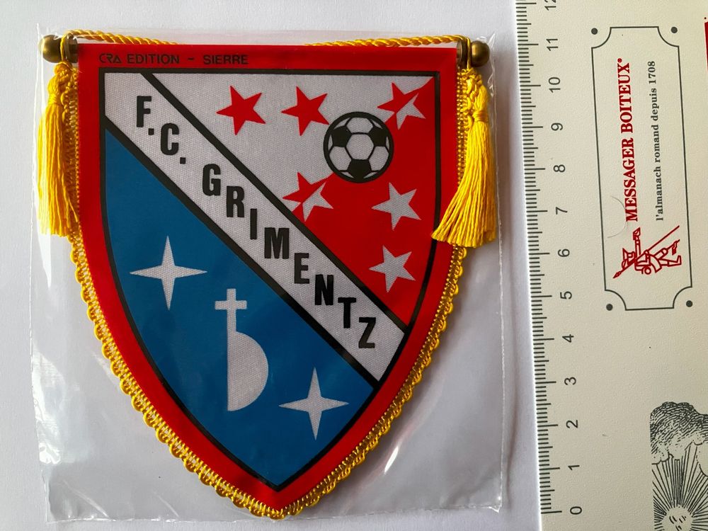 Vintage Fanion/Wimpel FC GRIMENTZ (Neu und originalverpackt) in Gland für CHF 5 – mit Lieferung ...