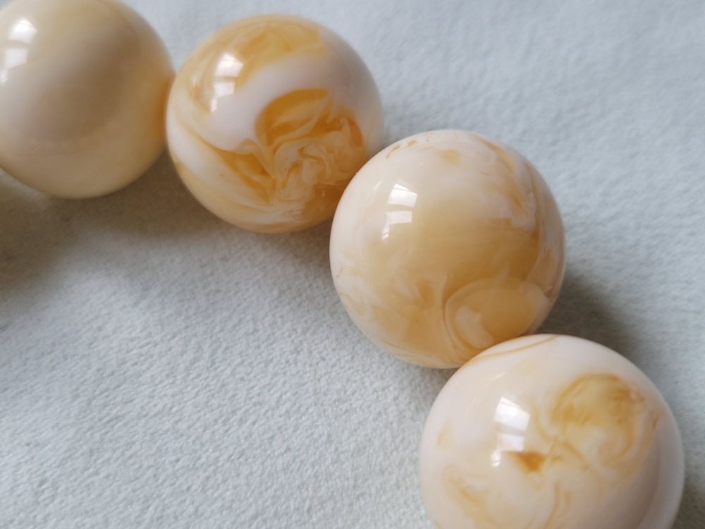 Armband 20 mm!!! Kugeln wie Bernstein butterscotch weiß groß | Kaufen ...