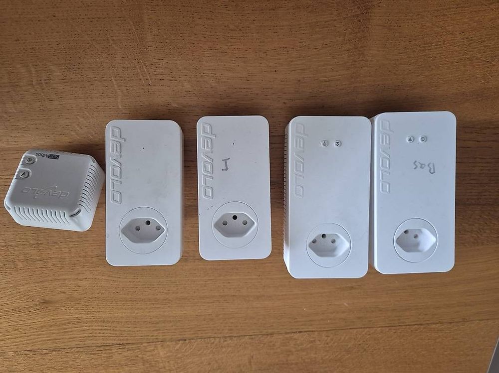 Devolo : 5 CPL : 4 cpl 1200 +, deux avec wifi + cpl 500 wifi (Gebraucht ...