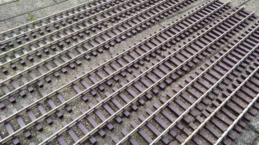 27 Meter Edelstahl Gleis IIm (Gebraucht) in für CHF 391 – nur Abholung ...