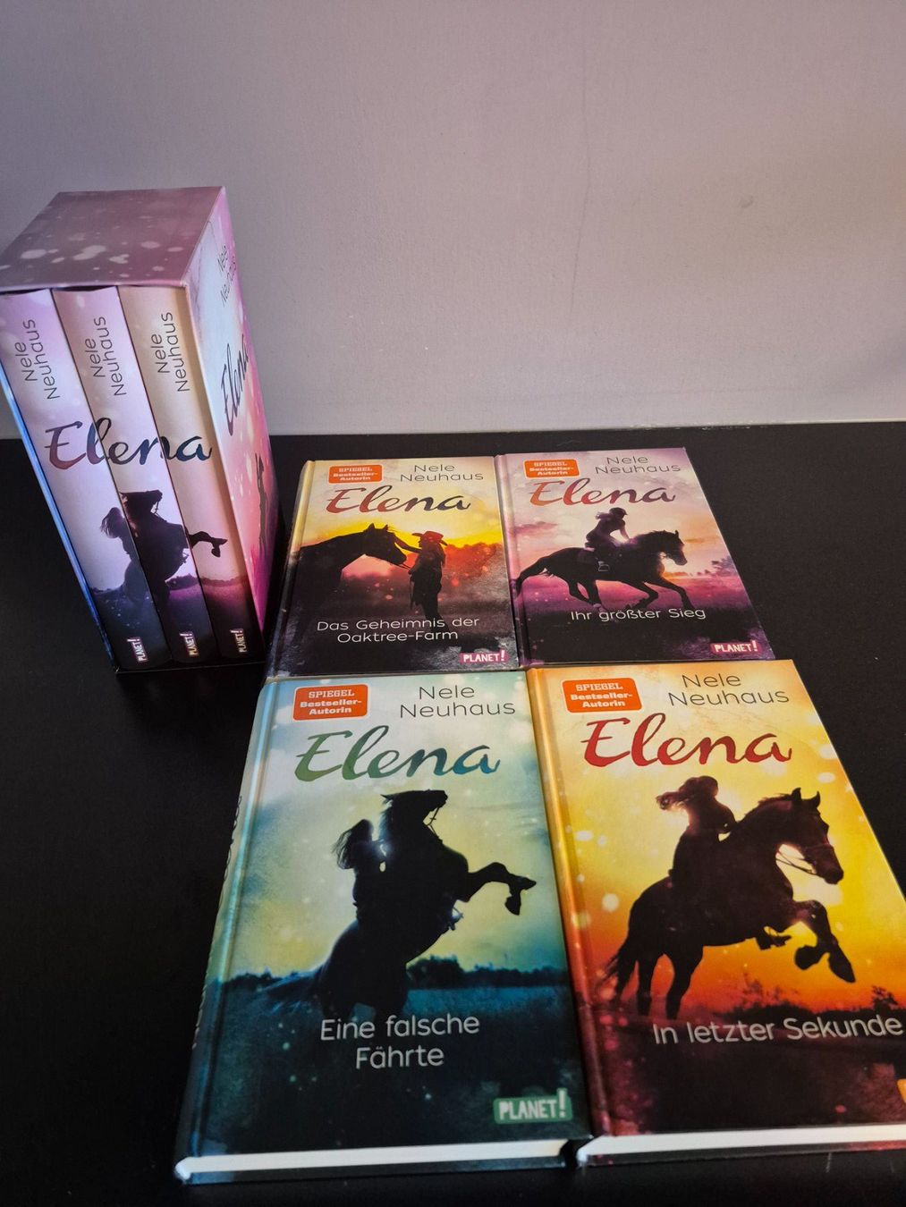 Elena von Nele Neuhaus Band 1-7 (Gebraucht) in Dozwil für CHF 20 – mit Lieferung auf Ricardo kaufen