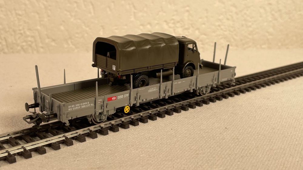 Roco 47792 - SBB Ks Rungenwagen mit Armee LKW Steyr - NEU (Gebraucht) in Volketswil für CHF 38 ...