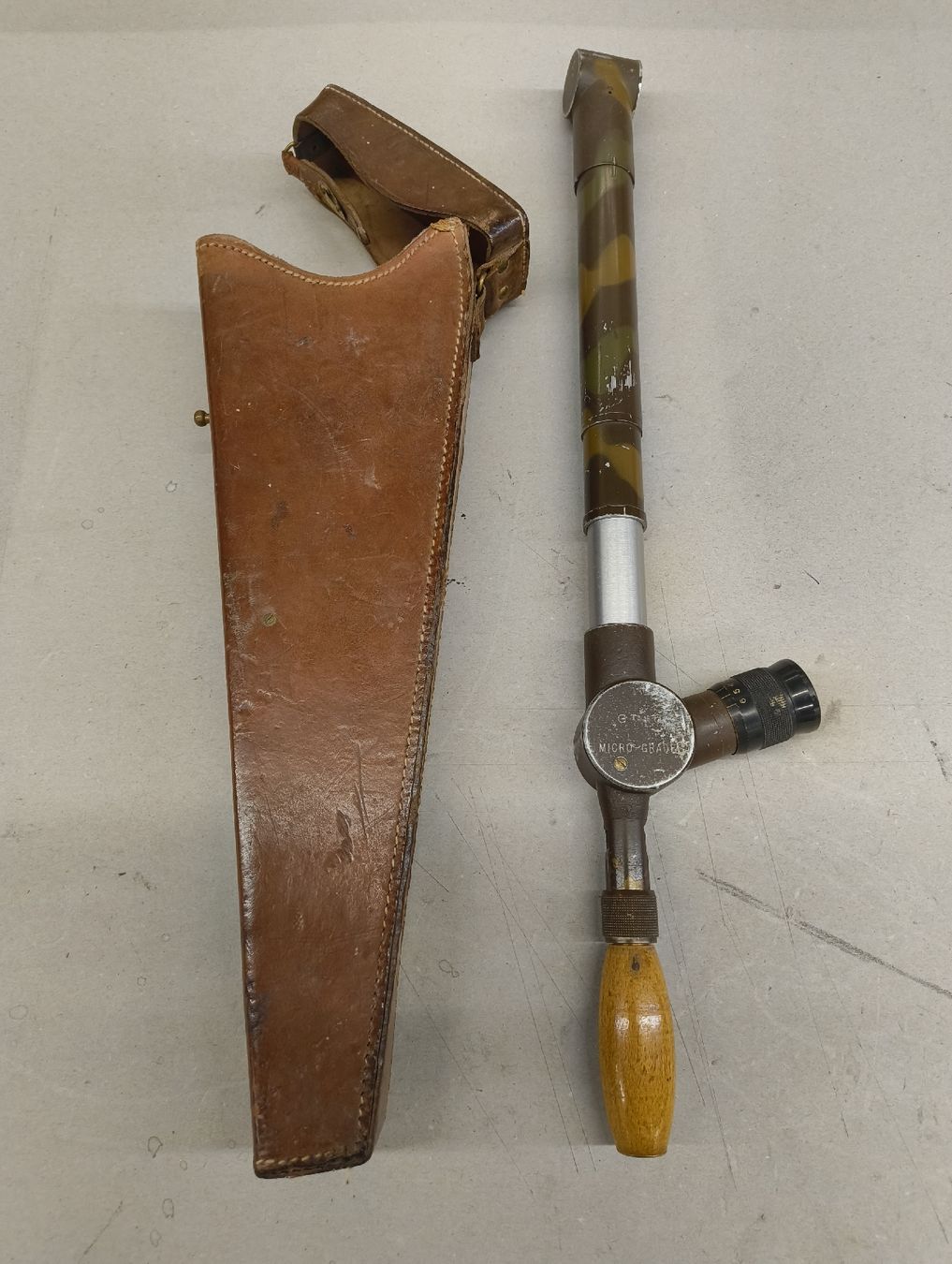 Périscope militaire ancien avec son étui en cuir rare (D'occasion) à ...