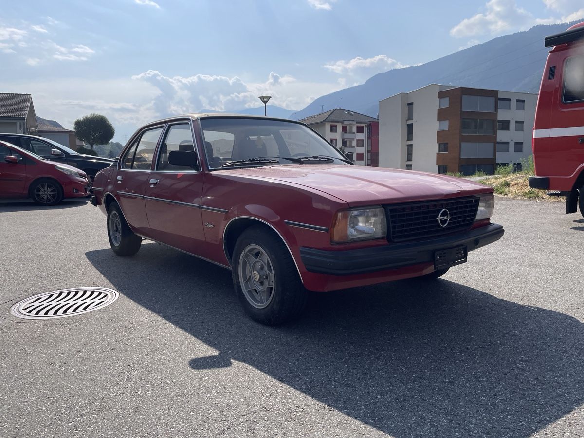 OPEL Ascona 2.0L Berlina (Gebraucht) in St. Antoni für CHF 5500 – nur Abholung auf Ricardo kaufen