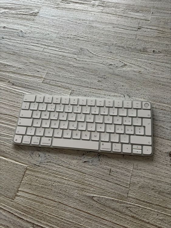 Apple Magic Keyboard mit Touch ID (Neu (gemäss Beschreibung)) in Zürich ...