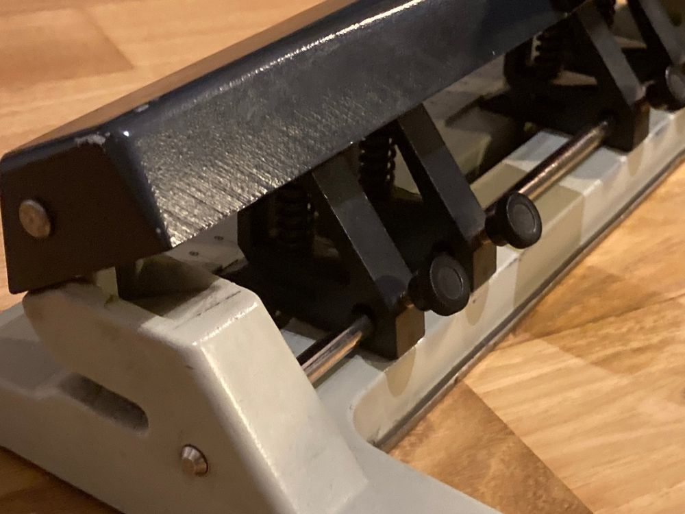 Locher - Leitz 5114 - Mehrfachlocher - 4 Loch einstellbar ! | Kaufen ...